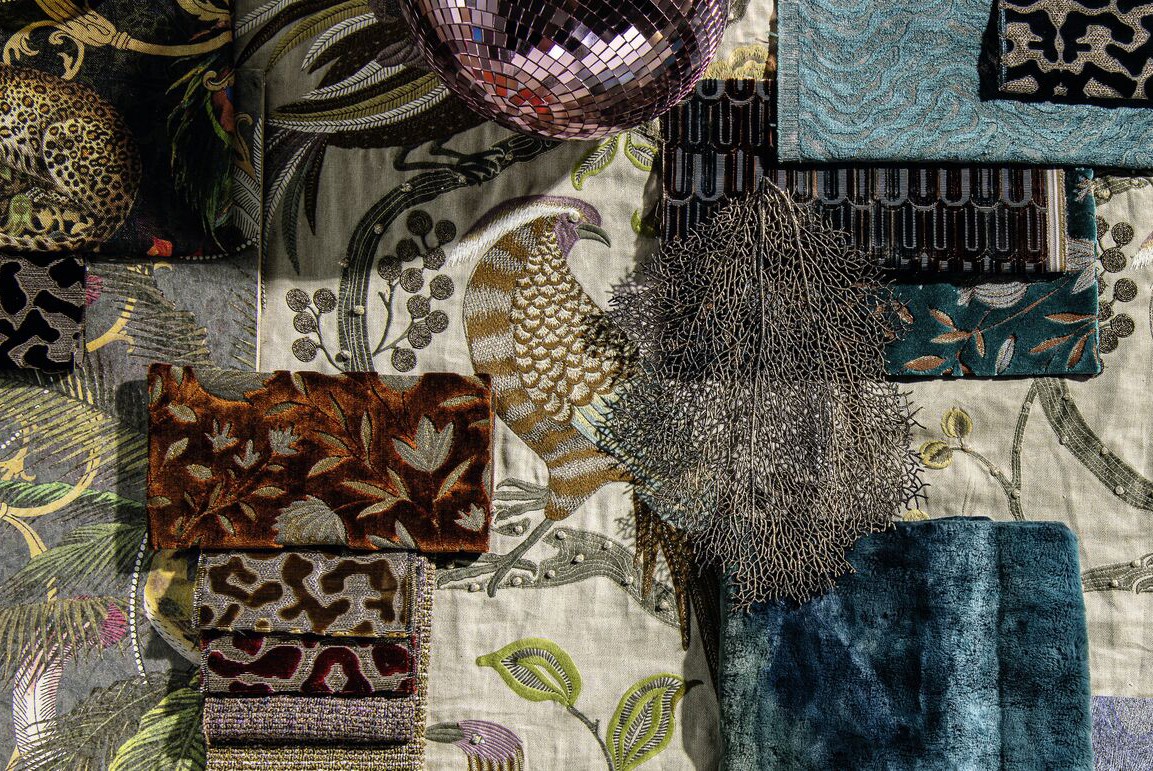 Unique Fabrics - Cosmic Kiss by Carlucci